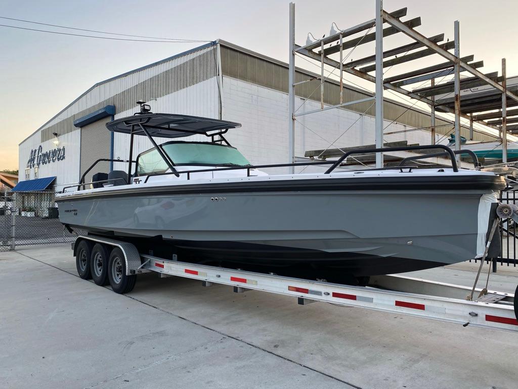 2020 Axopar 28 T Top